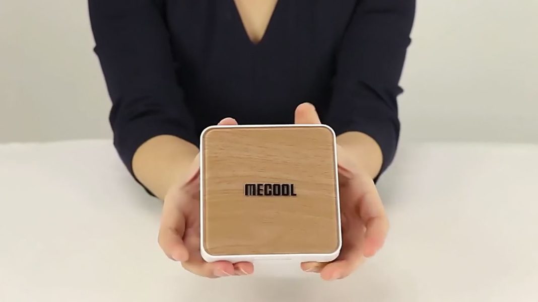 Mecool KM6 Deluxe Edition Review - New TV Box With S905X4