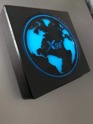 X98 Mini S905W2 Review - New Budget TV Box Under $40 Support AV1