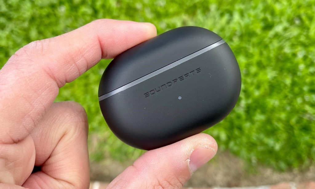 SoundPeats Mini Pro Review - Budget Earbuds With High-Quality Sound