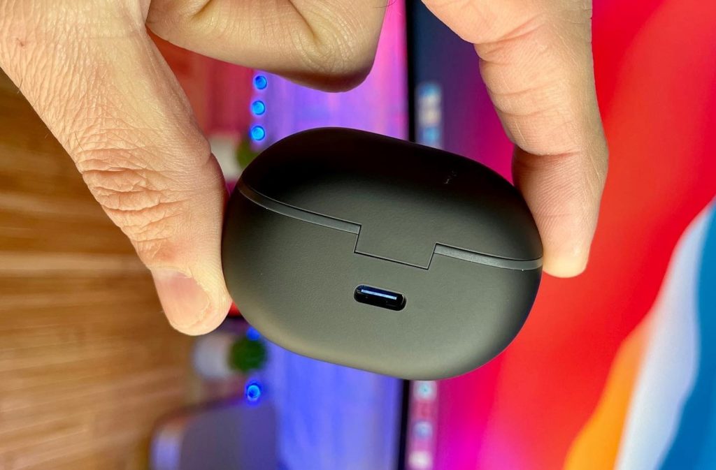 SoundPeats Mini Pro Review - Budget Earbuds With High-Quality Sound