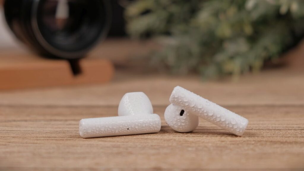 QCY T12 Review - Is This The Best Price For Value Earphone?
