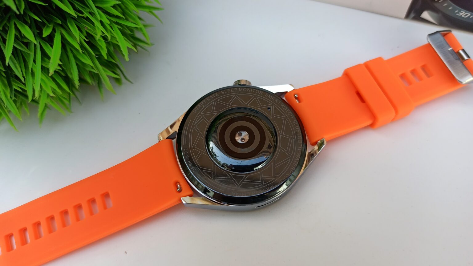 HW3 Pro Smartwatch Review - Is a Perfect Choice For Budget