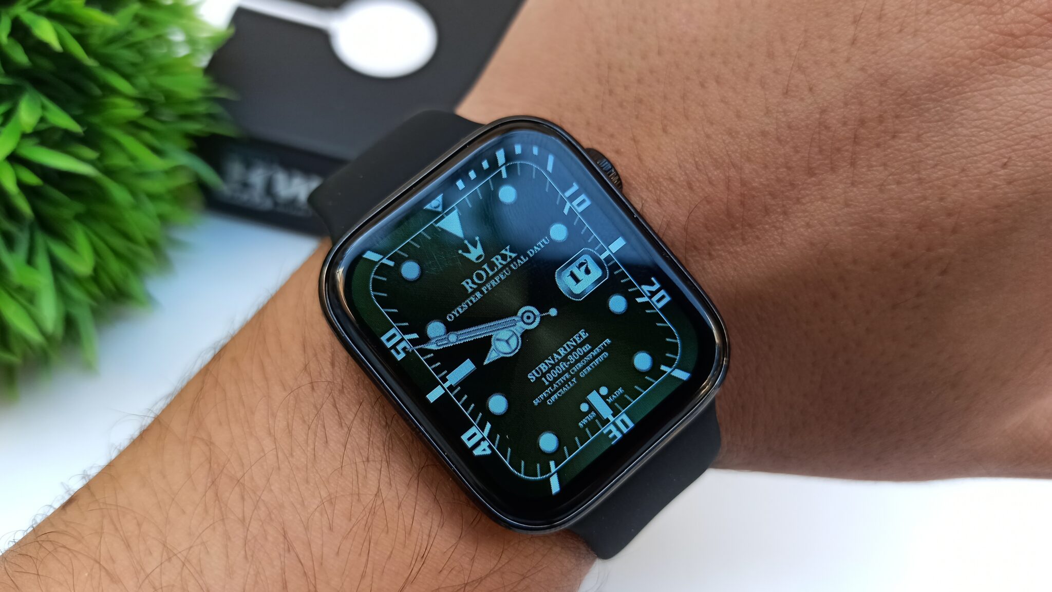 HW8 Max Review - New Upgrade with Similar Design to iPhone 14
